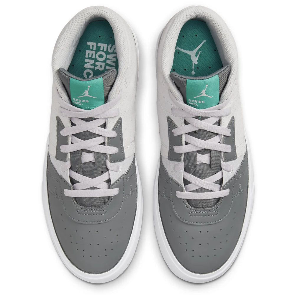 Botin Urbano Nike Jordan Series.03 Mid DA8026-500 Plomo - Real Plaza