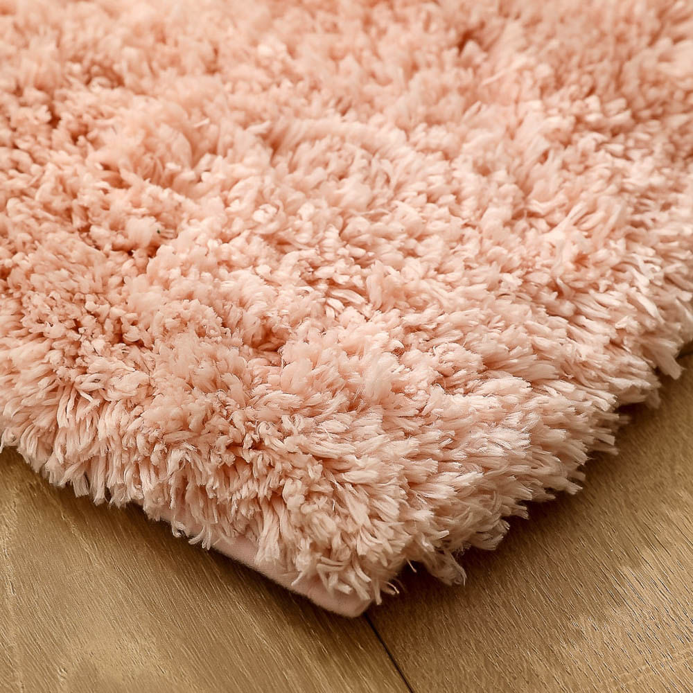 Tapete largo suave rosa - Miniso - Real Plaza