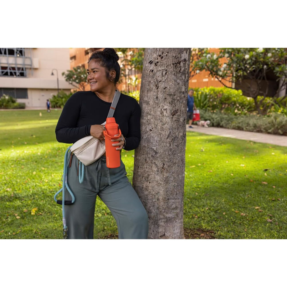 Stanley Iceflow - 24 OZ - Verde Jade - Real Plaza